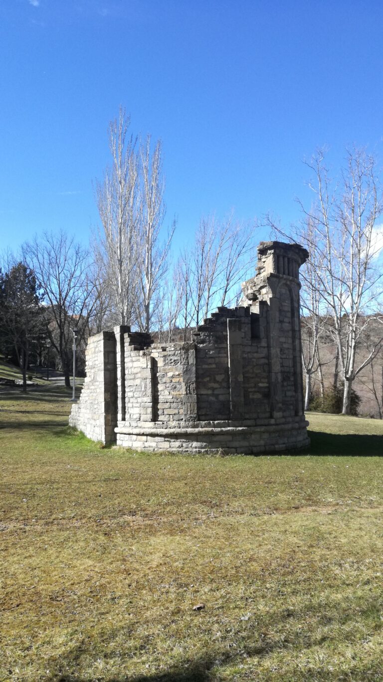 Iglesia de Santa María de Gavín - DescubreHuesca.com